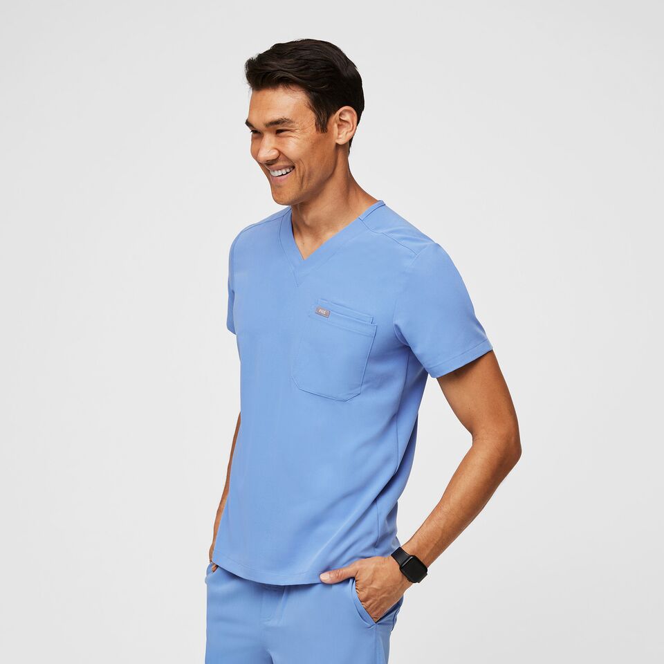 Men's Leon™ Three-Pocket Scrub Top - Ceil Blue · FIGS