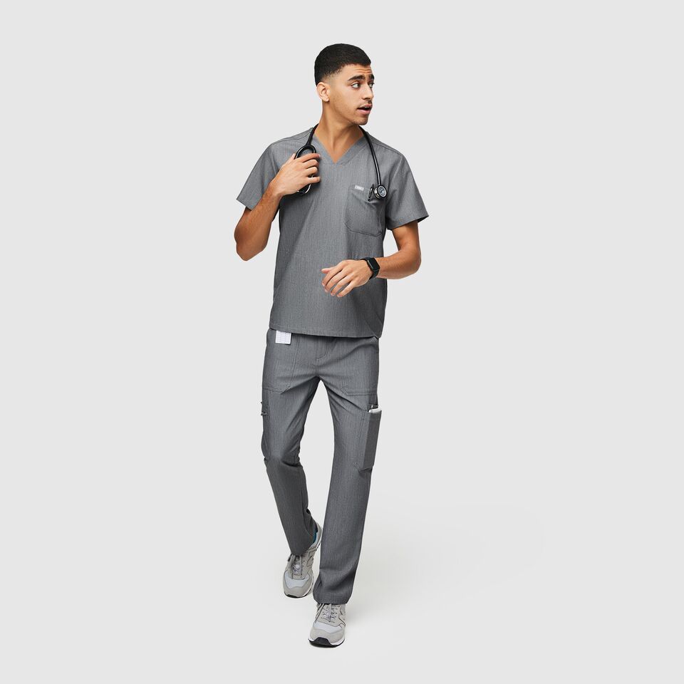 Men's Chisec Three-Pocket Scrub Top - Graphite · FIGS