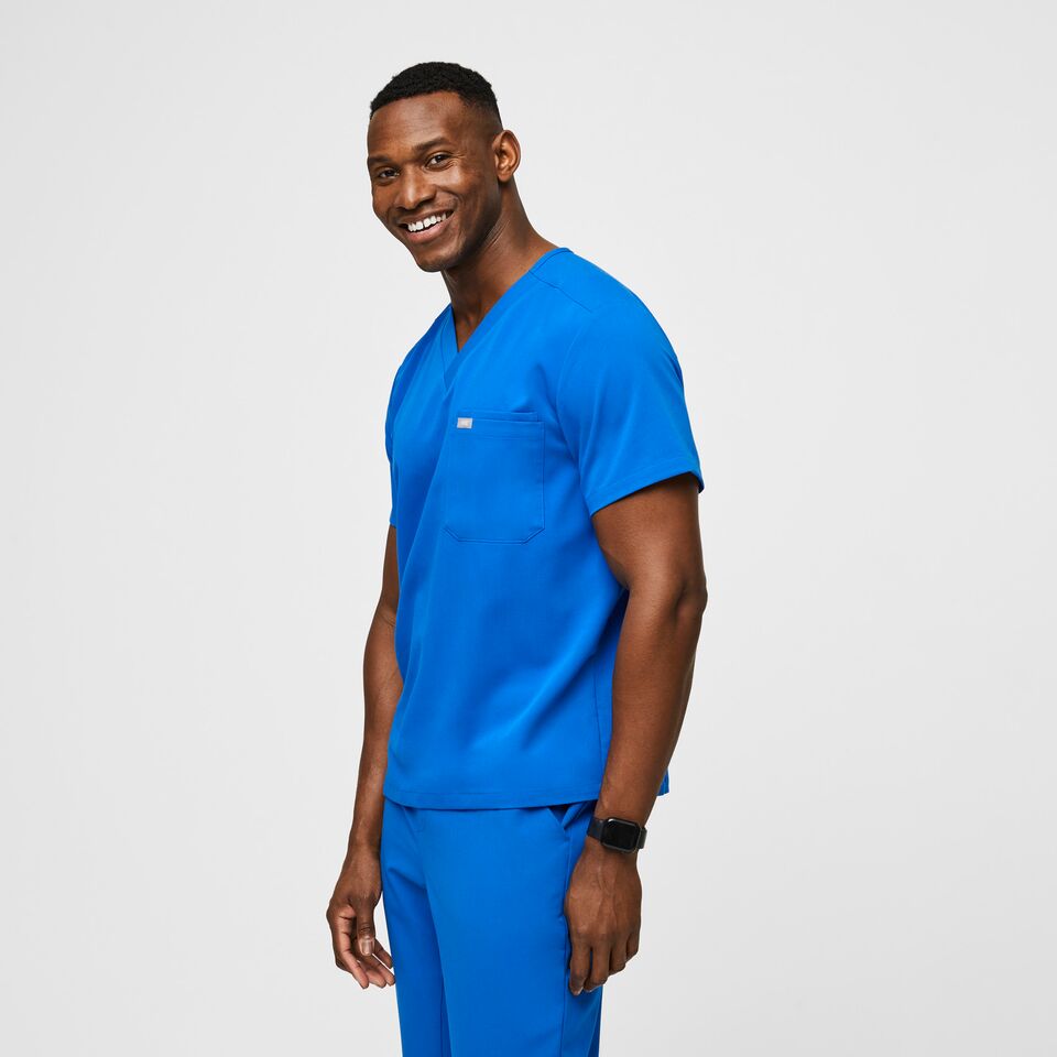 Men's Leon™ Three-Pocket Scrub Top - Royal Blue · FIGS